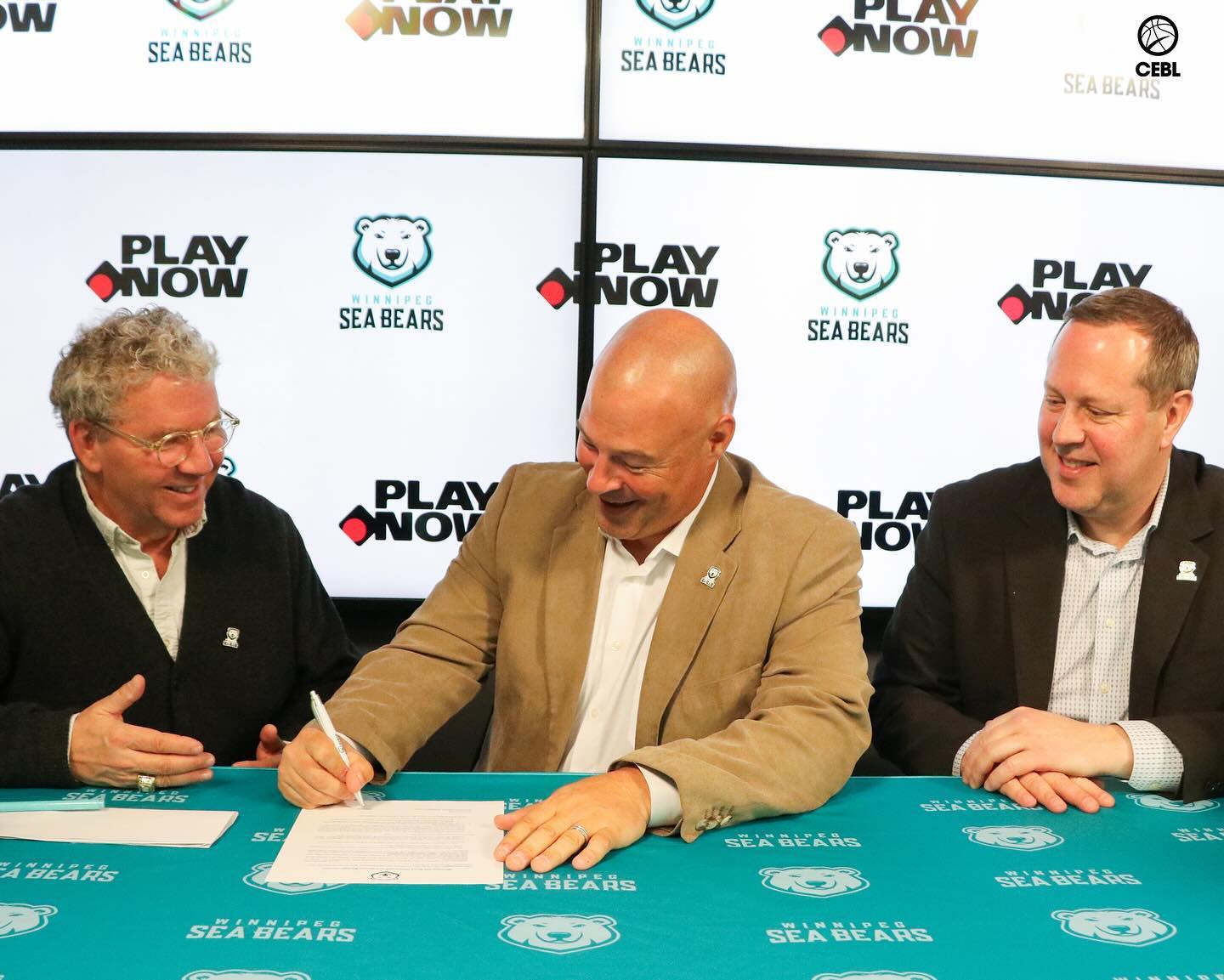 “Breaking News Flash” Our Own Mike Taylor Signs A Rare Multi-Year ...