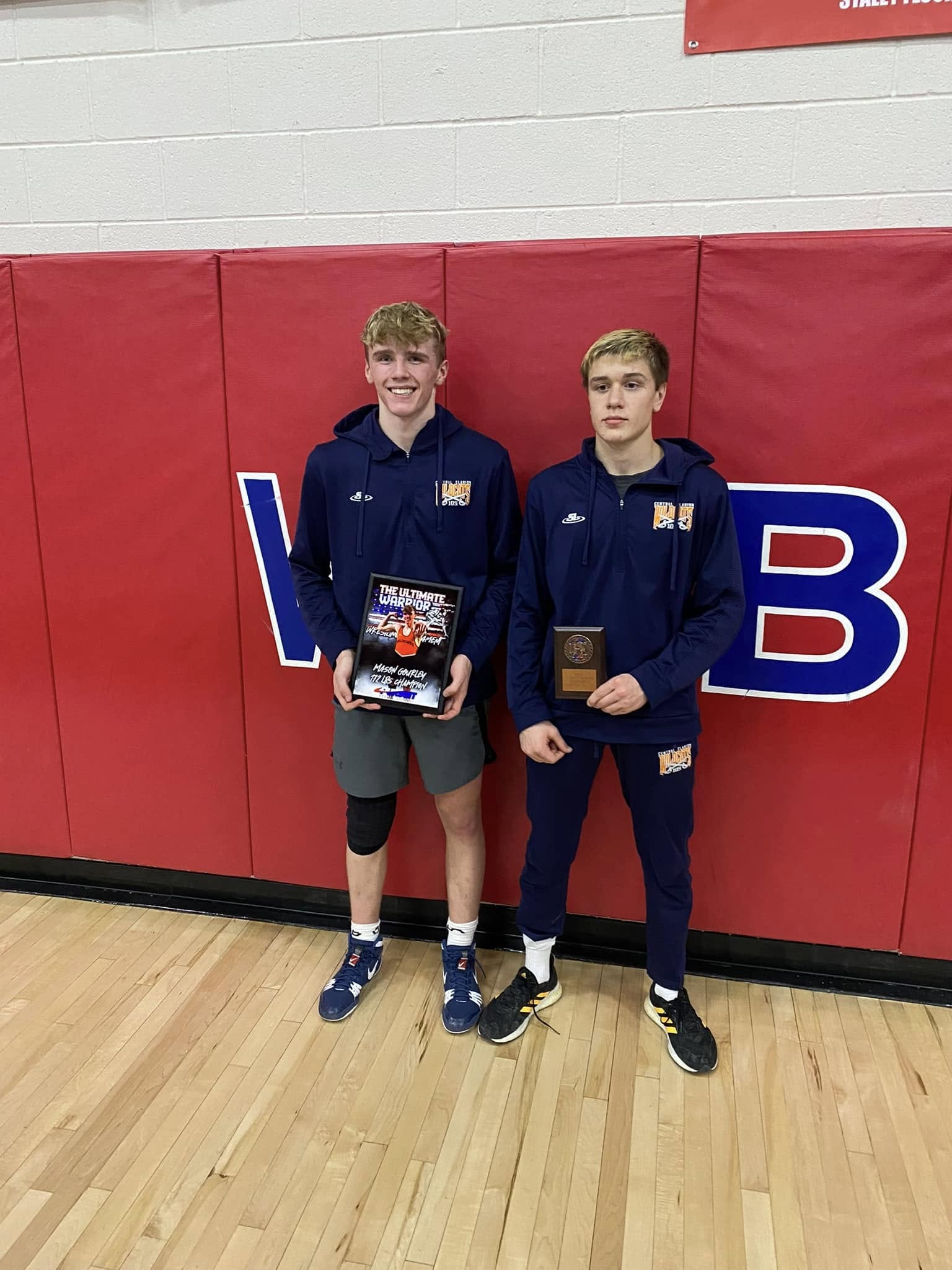 Mason Gourley Claims 172 Pound Championship To Lead Wildcat Grapplers ...